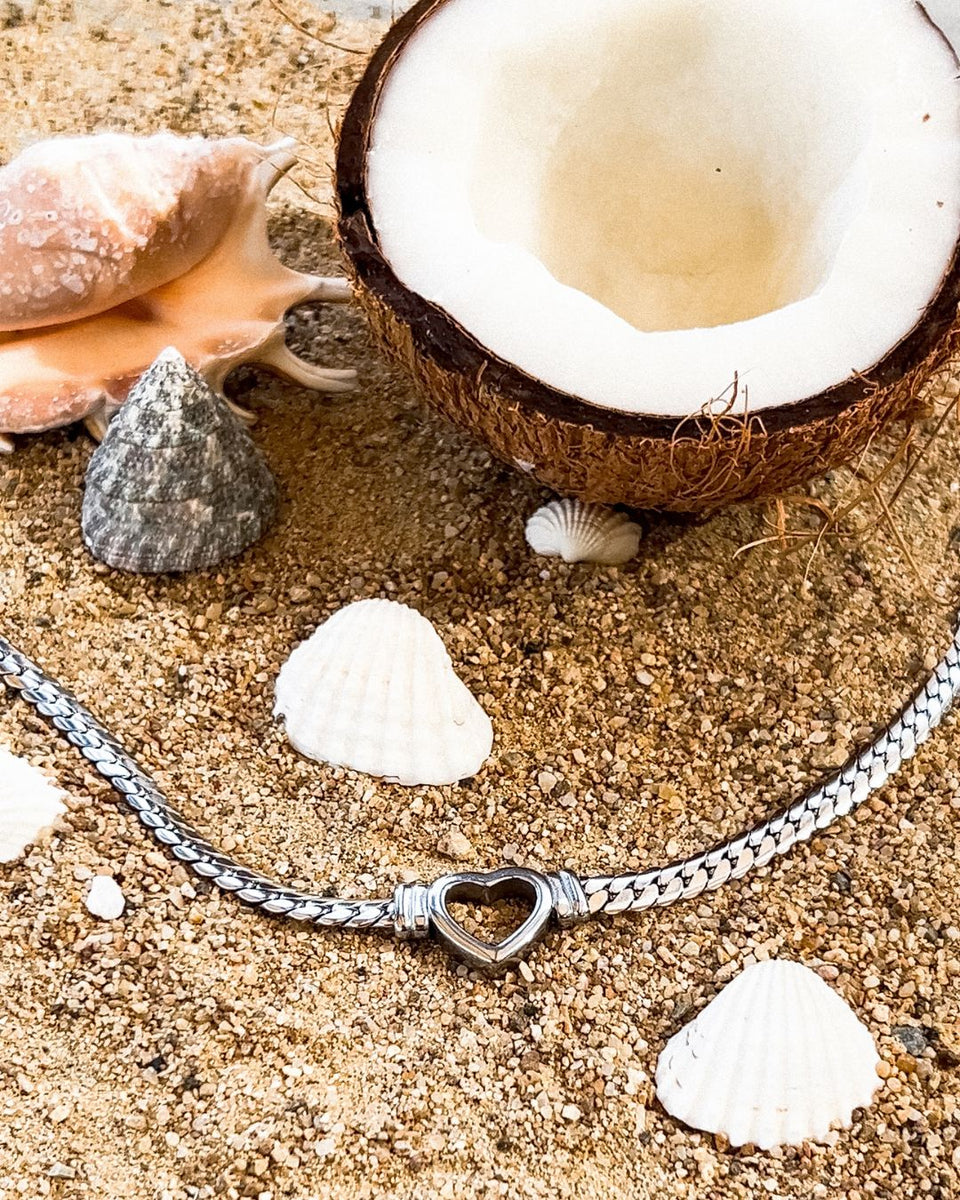 NECKLACES – CADUCCI